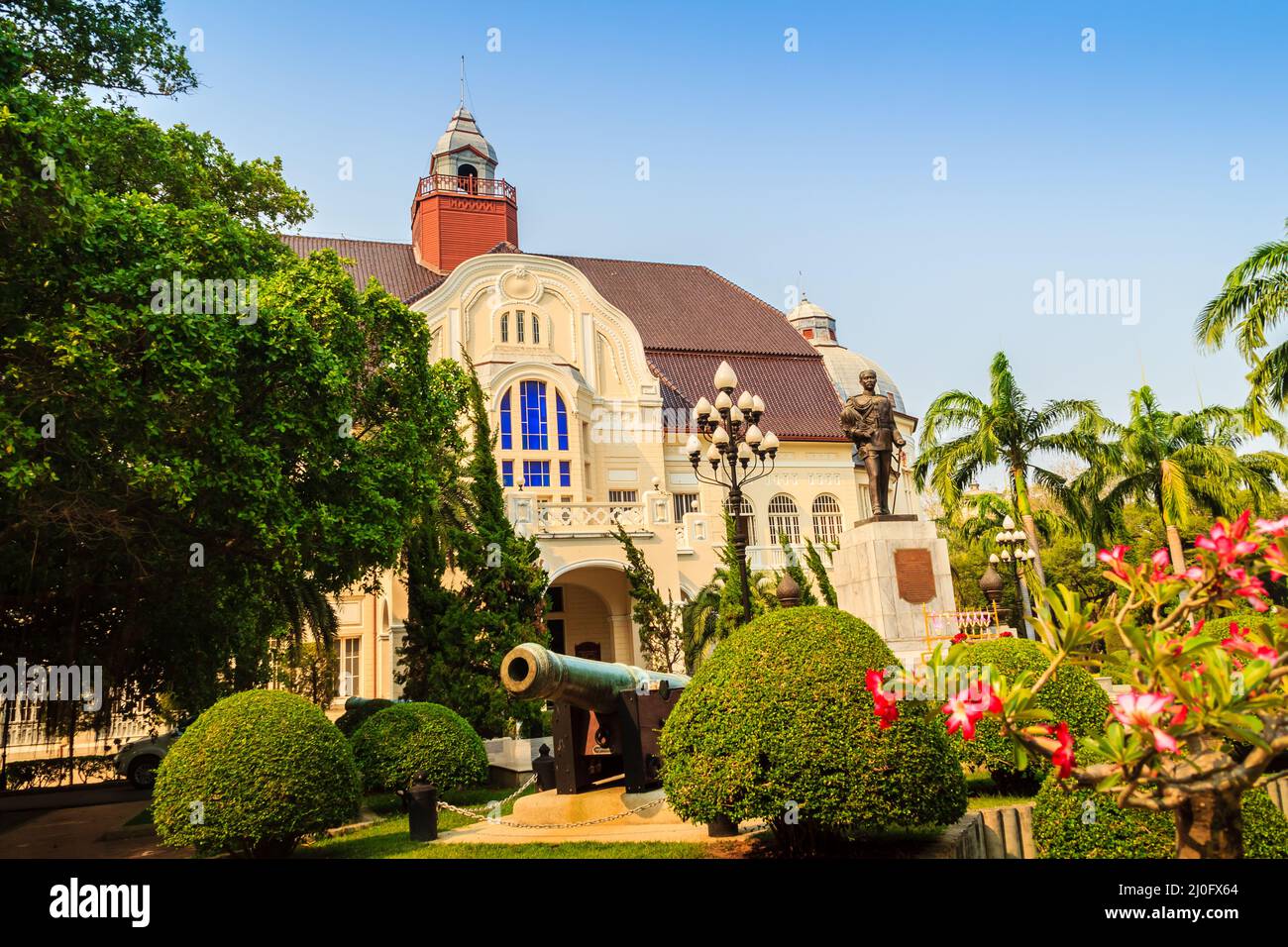 Beautiful Landscape and Architecture of Phra Ramratchaniwet Palace ...