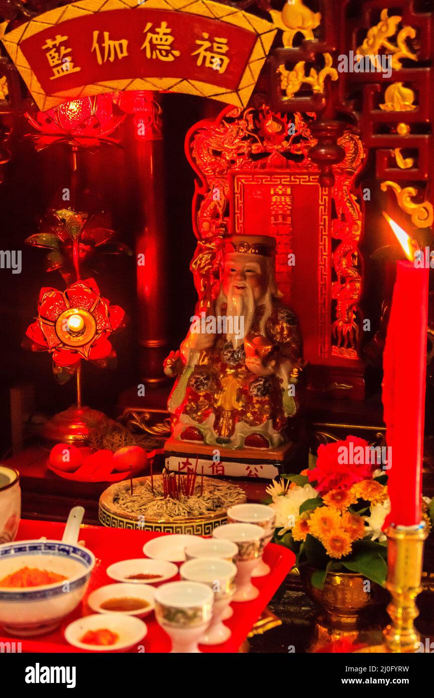 Chinese fortune god hi-res stock photography and images - Alamy