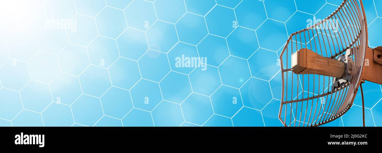 Mesh antenna for cellular telecommunications network and wireless ...