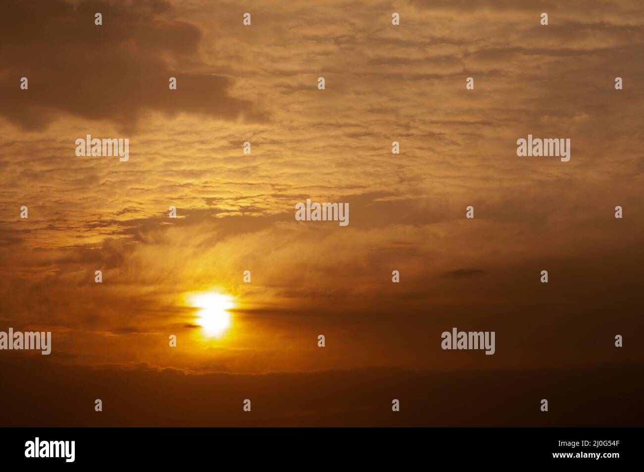 Dramatic pattern hi-res stock photography and images - Alamy
