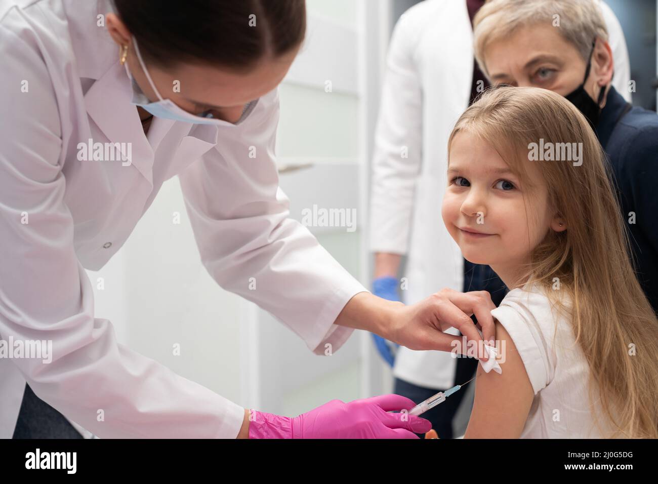 New sticks hi-res stock photography and images - Alamy