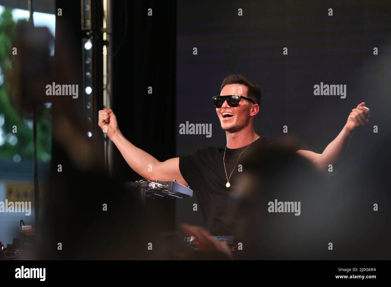 Dj joel corry hi-res stock photography and images - Alamy