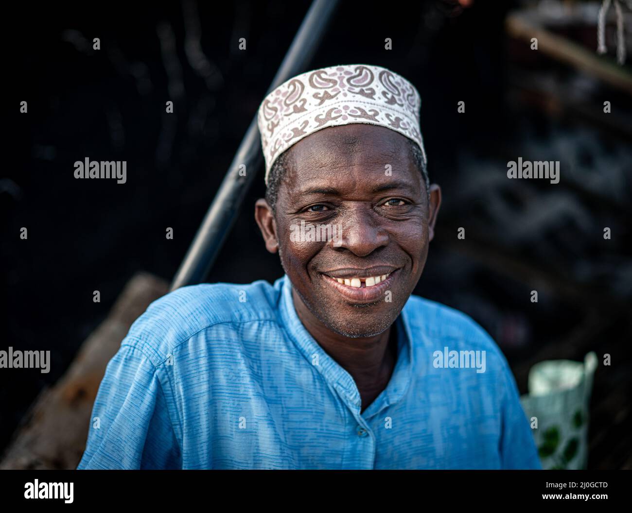 Photo handsome cheerful senior hi-res stock photography and images - Alamy