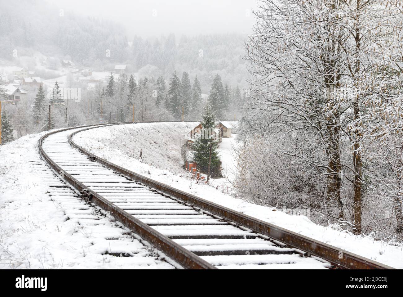 Snow railway hi-res stock photography and images - Alamy