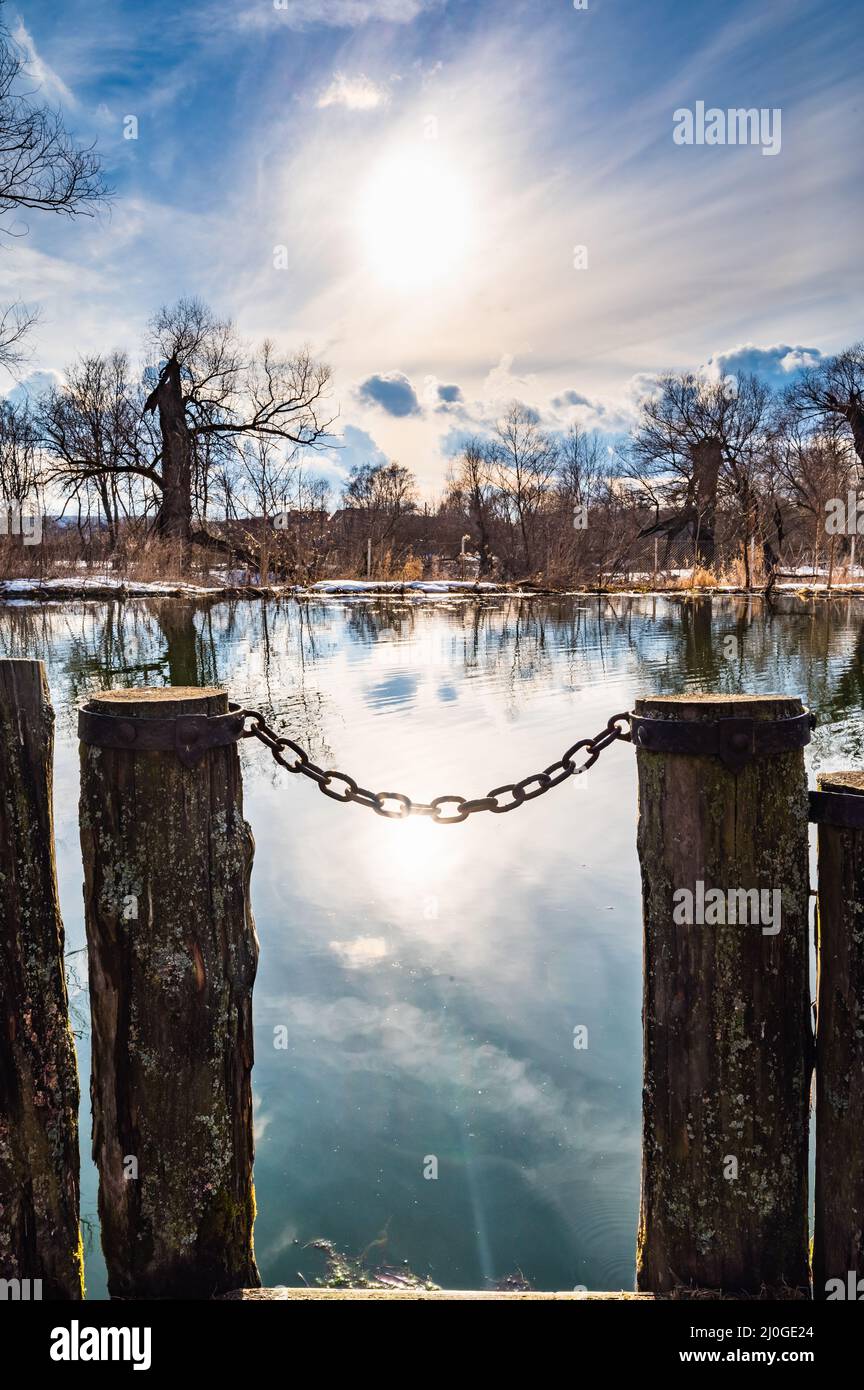 Iron chain railing hi-res stock photography and images - Alamy