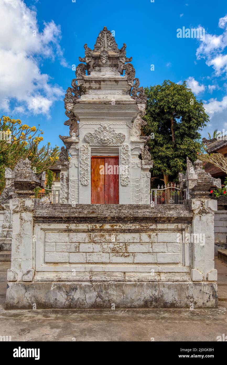 Small Hindu Temple, Nusa penida island, Bali Indonesia Stock Photo - Alamy