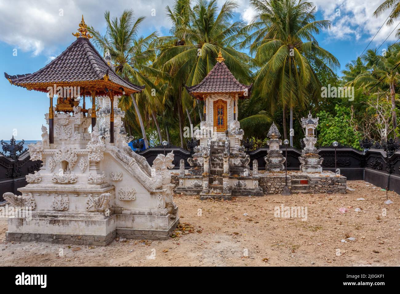 Small Hindu Temple, Nusa penida island, Bali Indonesia Stock Photo - Alamy