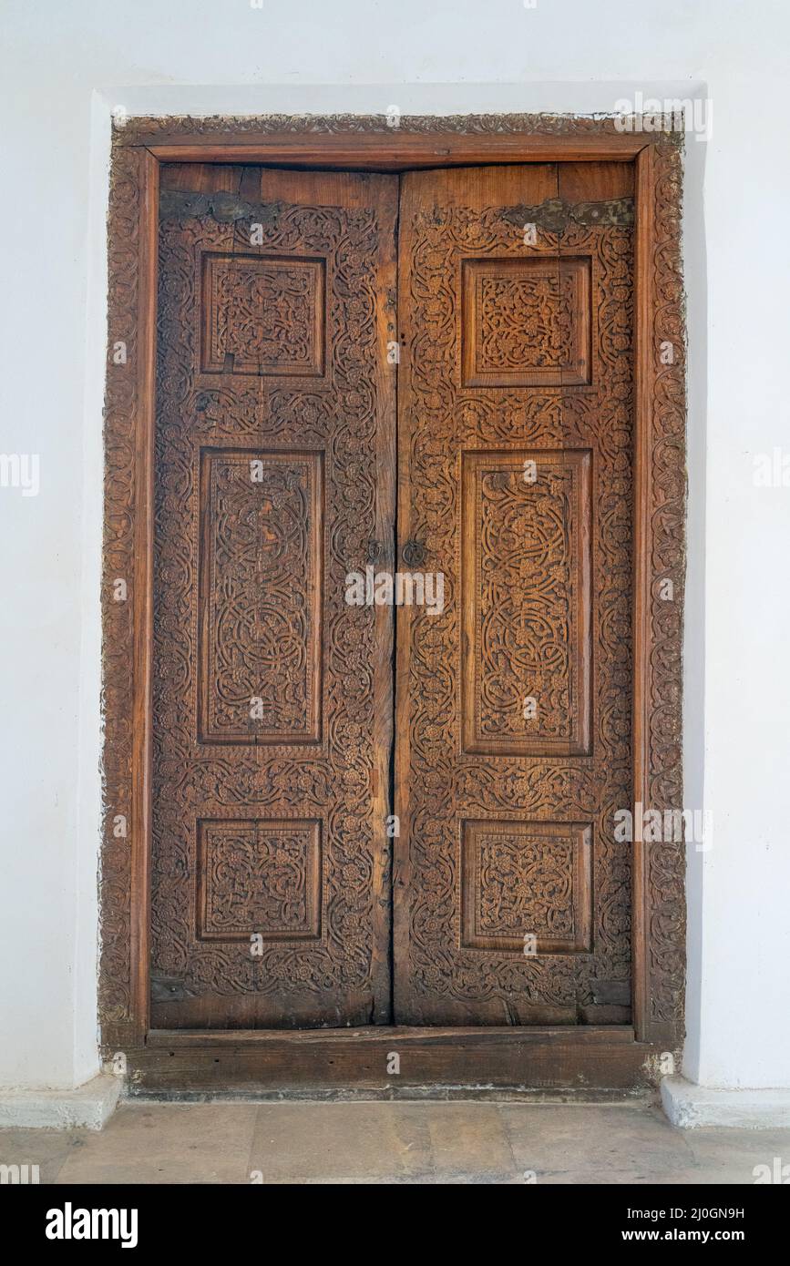 The front porch door in traditional uzbek house Stock Photo - Alamy