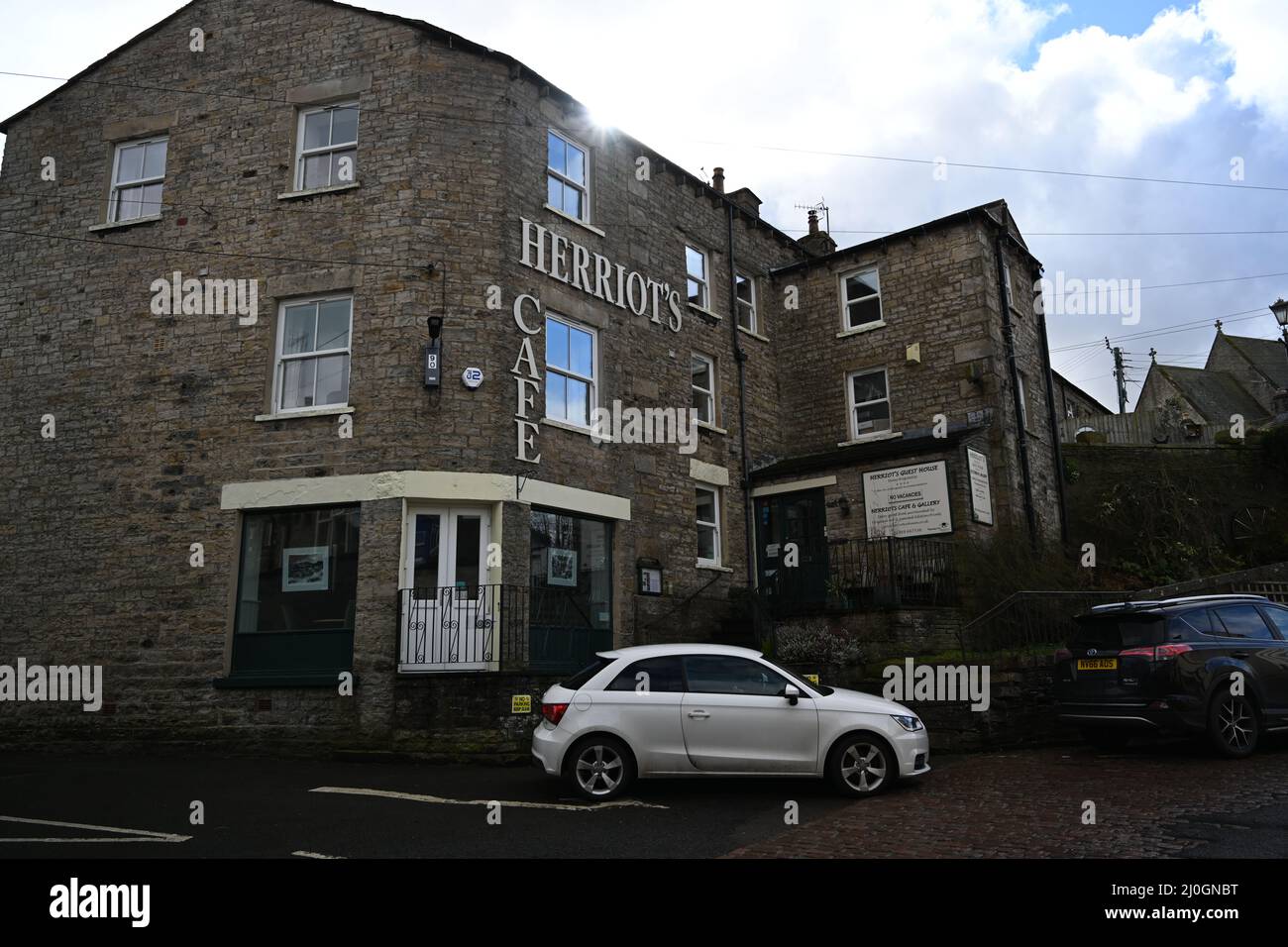 Market day hawes market town hi-res stock photography and images - Alamy