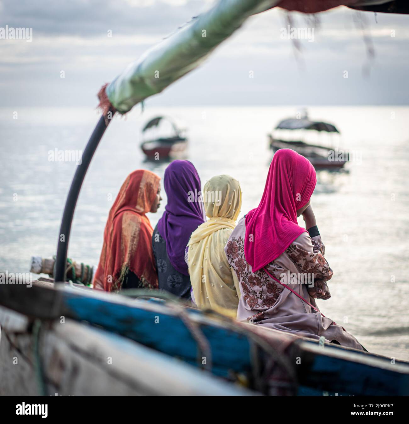 Burka at the beach hi-res stock photography and images - Alamy