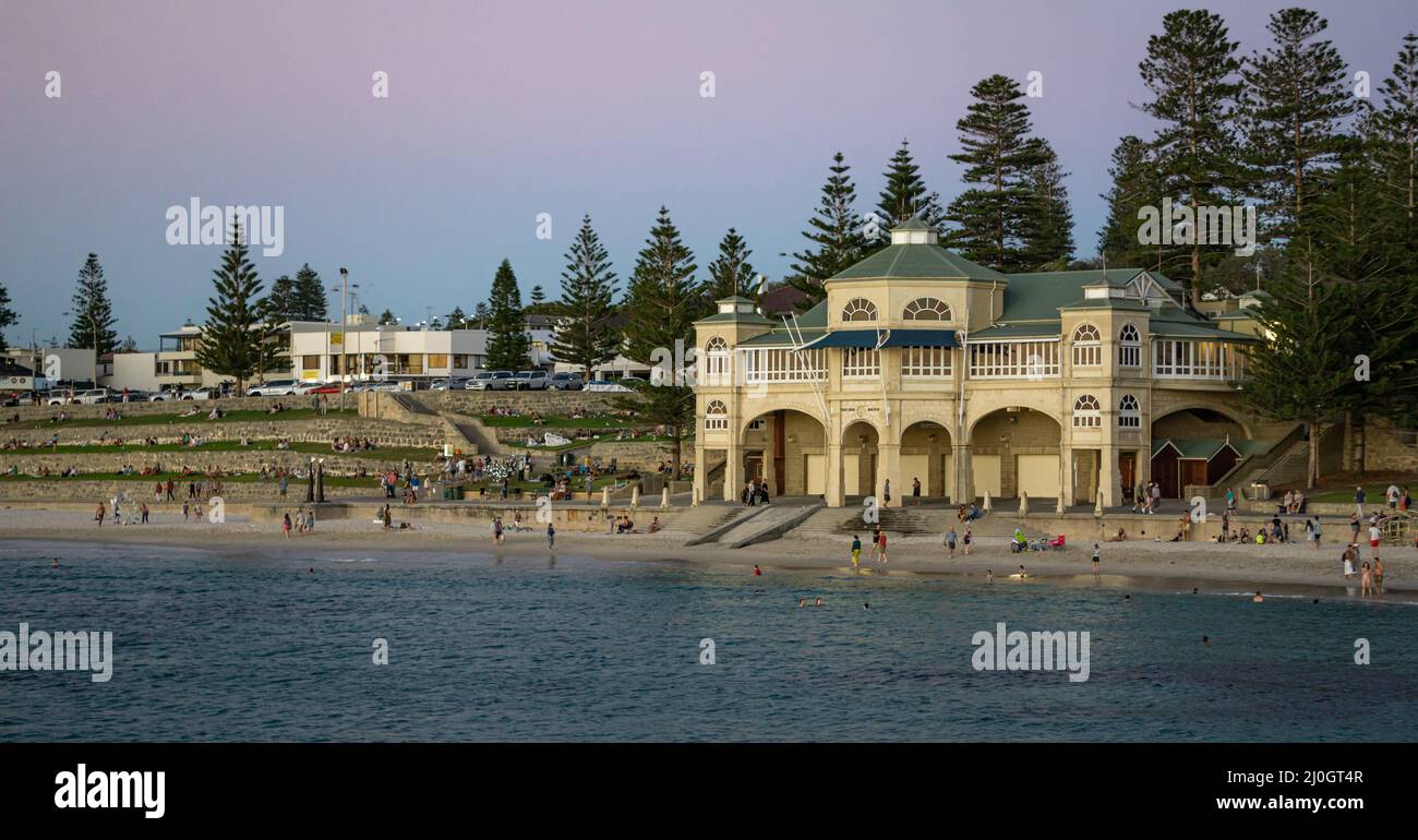 Indiana tea house cottesloe beach hi-res stock photography and images ...