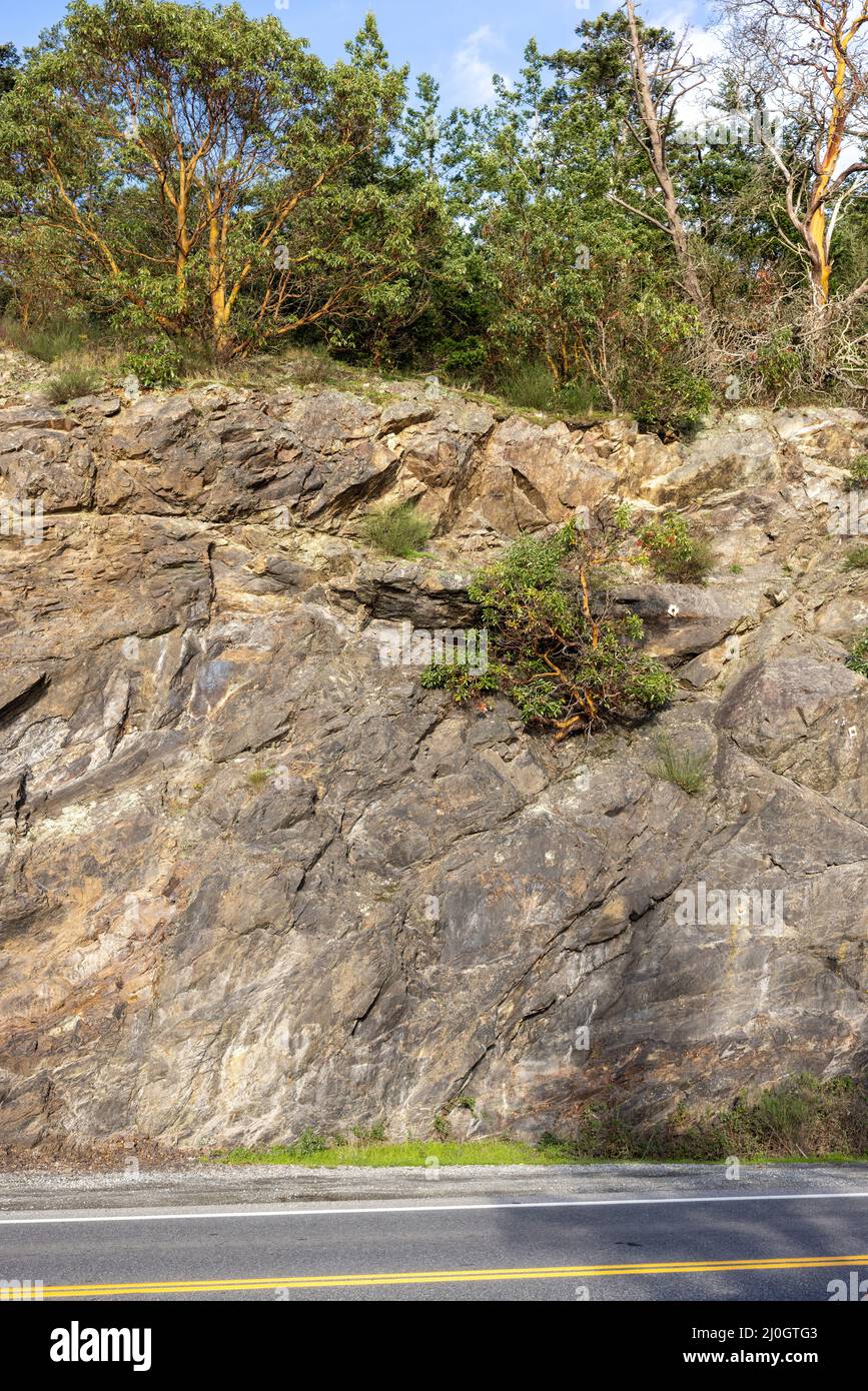 Lake through road with cliffs hi-res stock photography and images - Alamy