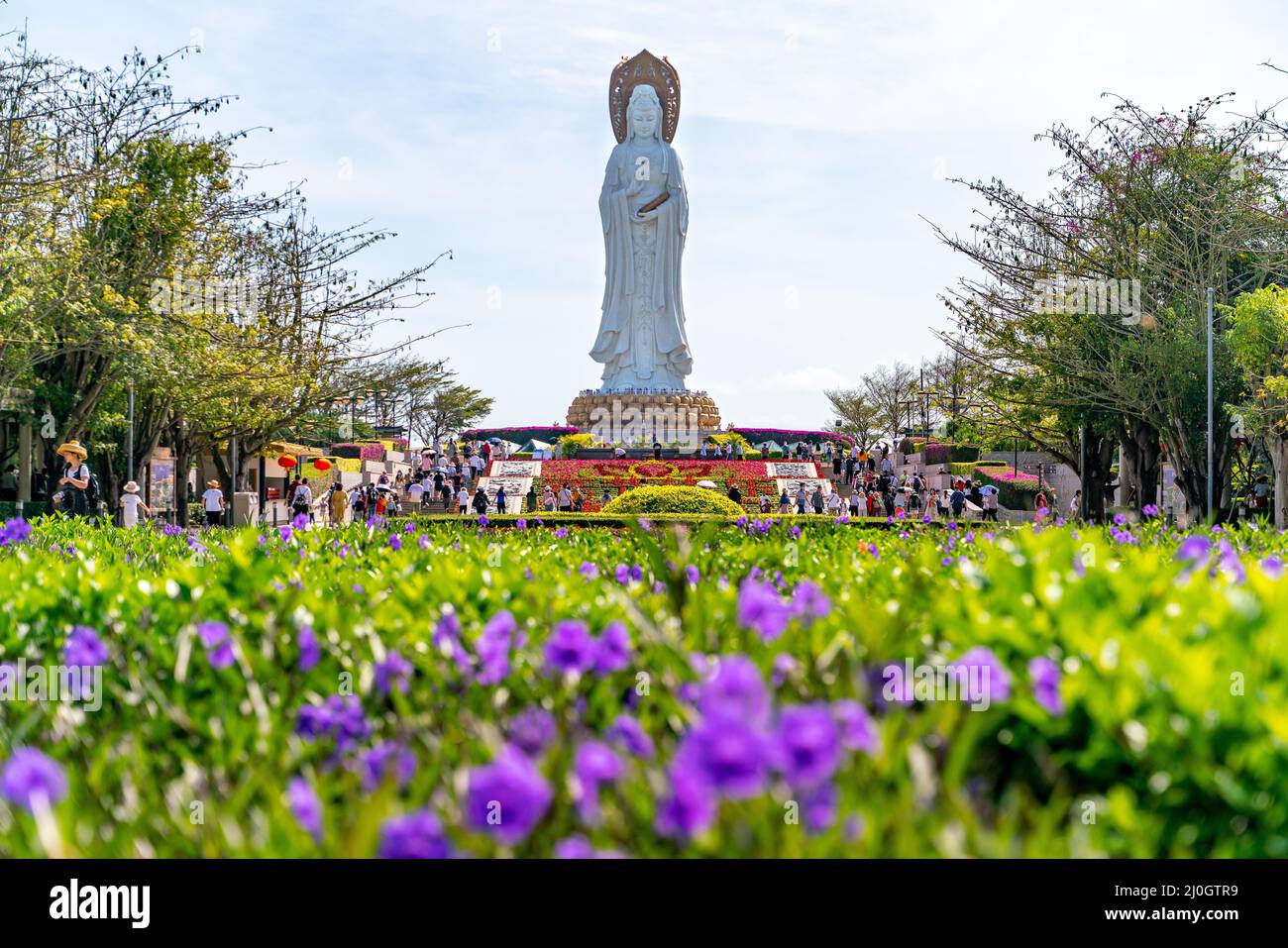 The Nanshan Temple - buddhist temple in Sanya, Hainan province in China ...