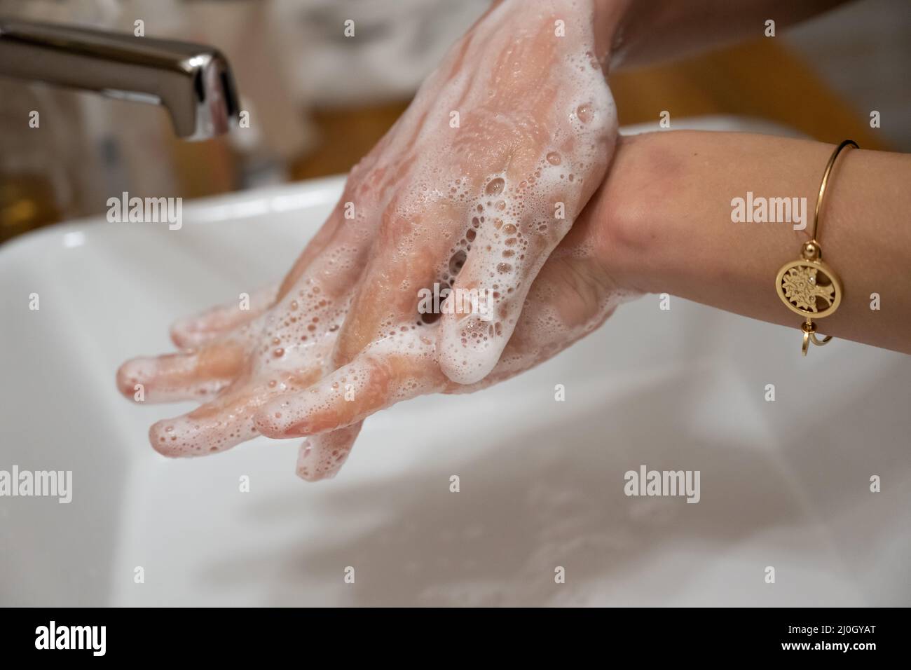 Lavage des mains Stock Photo - Alamy