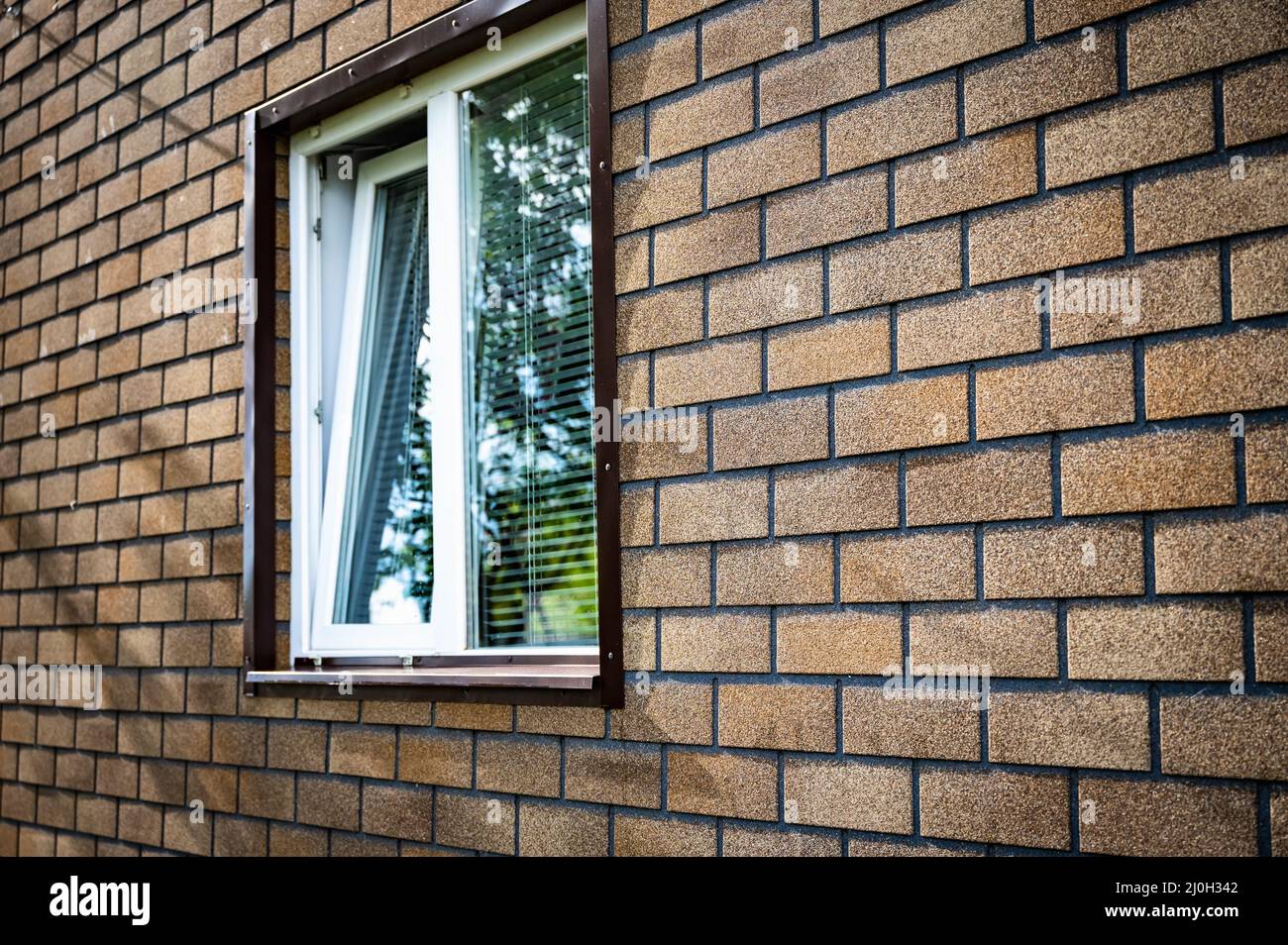 Wall with window perspective Stock Photo - Alamy