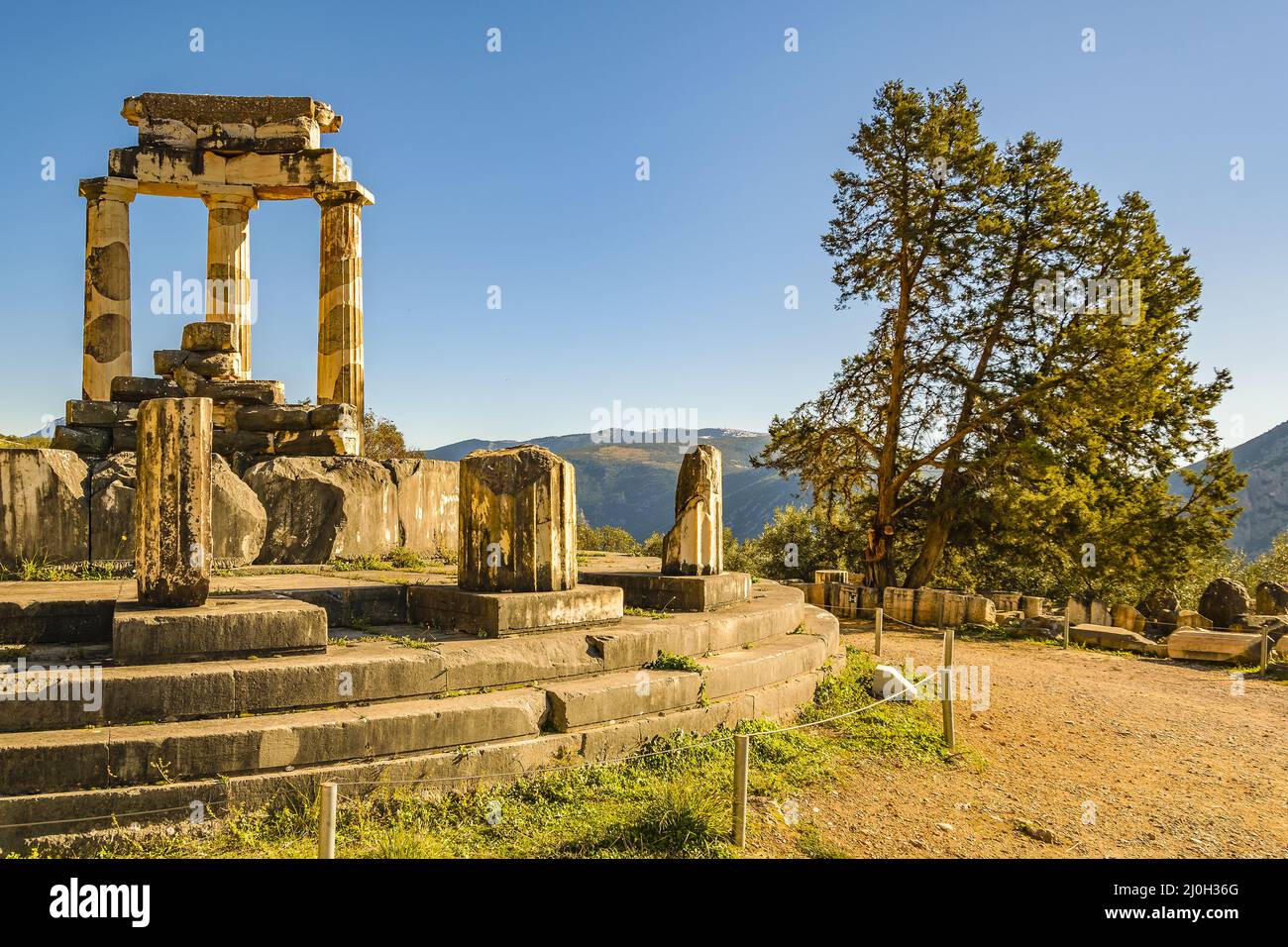 Delphos oracle hi-res stock photography and images - Alamy