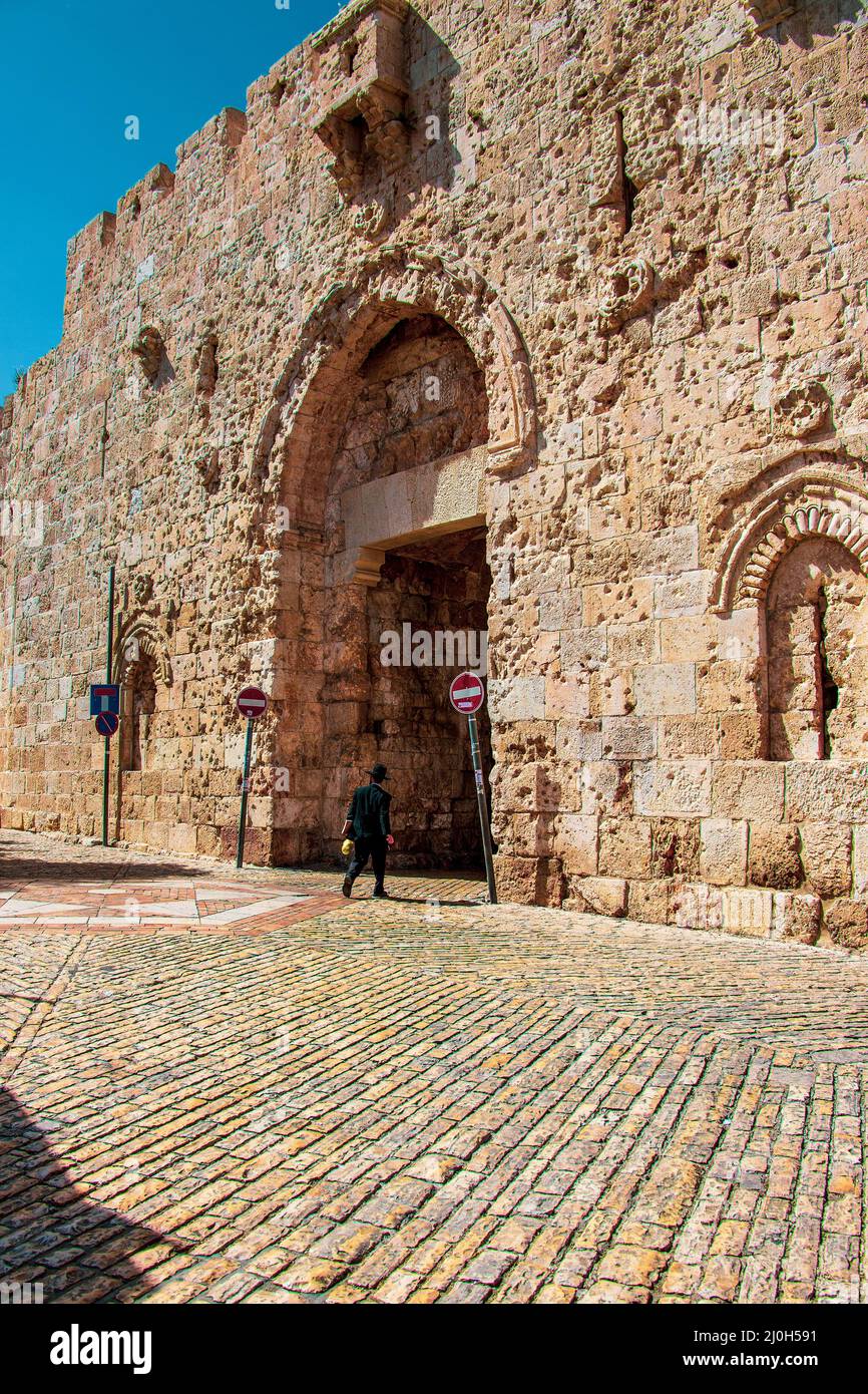 View of the old city wall of Jerusalem. Zion Gate Stock Photo - Alamy