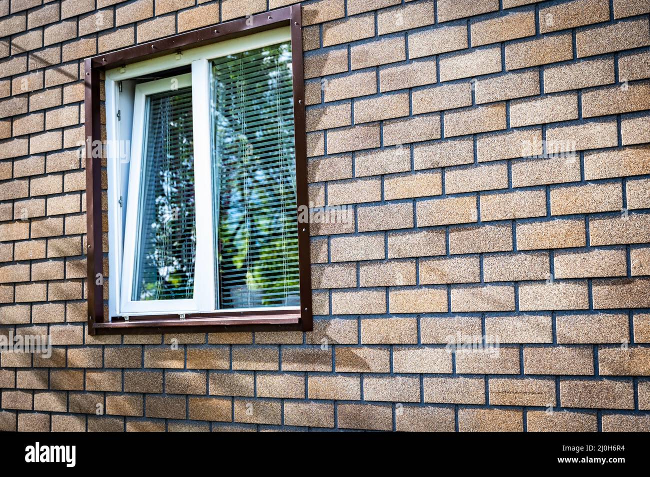 Wall with window perspective Stock Photo - Alamy