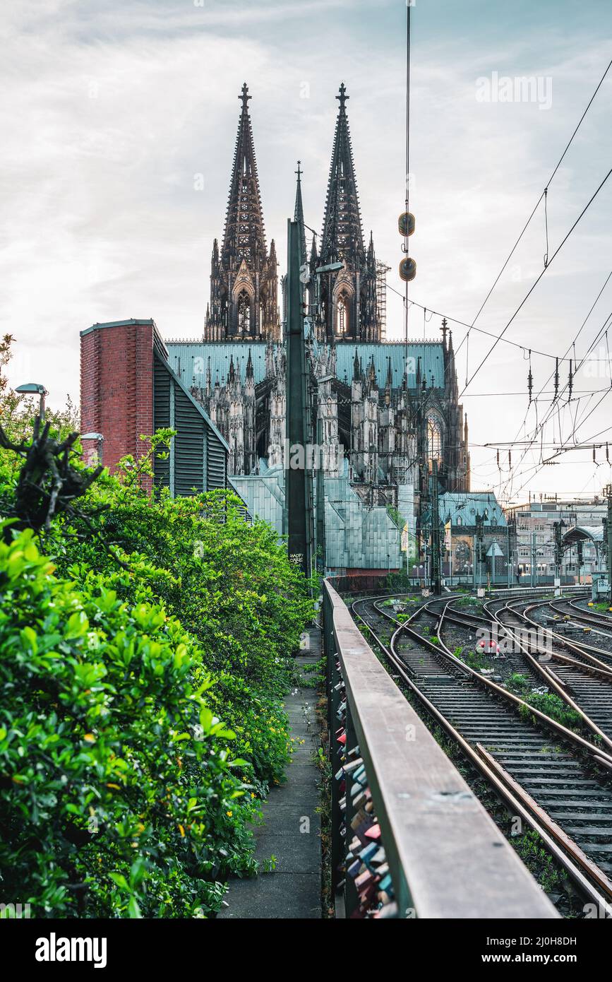 Cologne cathedral exterior view hi-res stock photography and images - Alamy