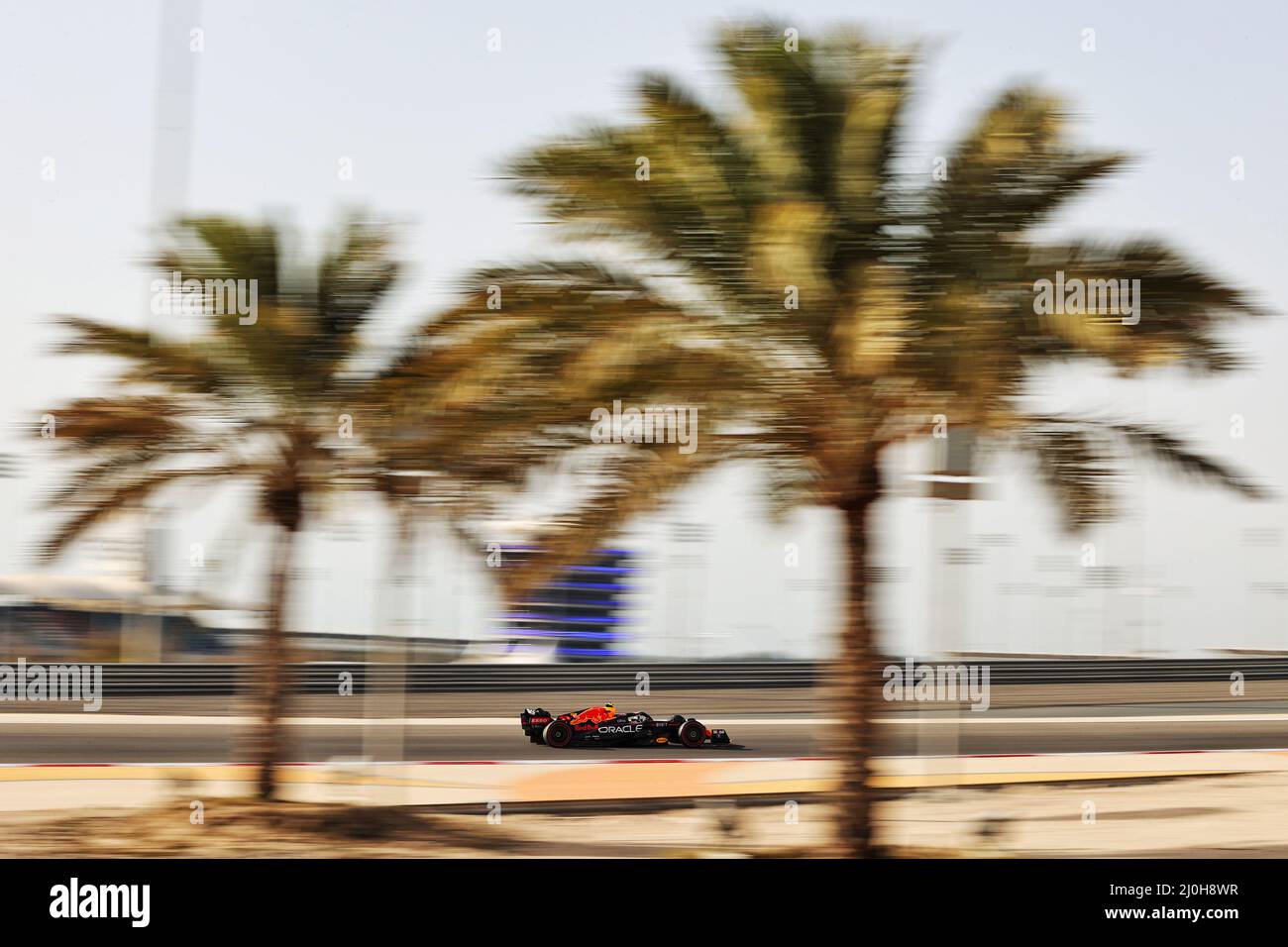 Sergio Perez (MEX) Red Bull Racing RB18. Bahrain Grand Prix, Saturday ...