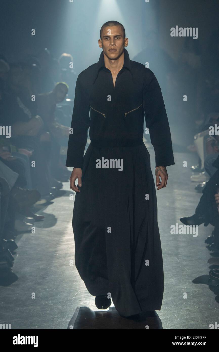 Will chavarria fashion show hi-res stock photography and images - Alamy