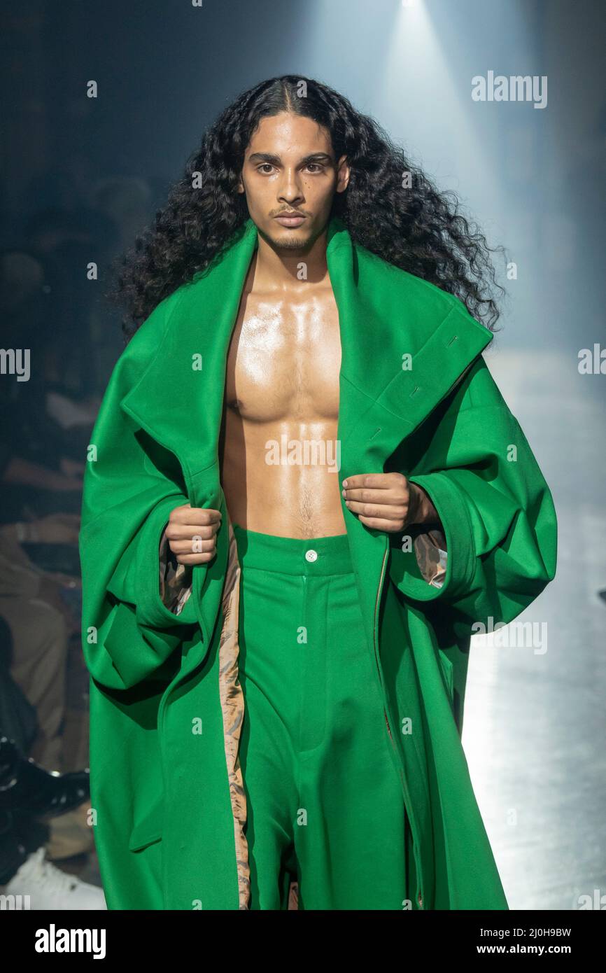 Will chavarria fashion show hi-res stock photography and images - Alamy