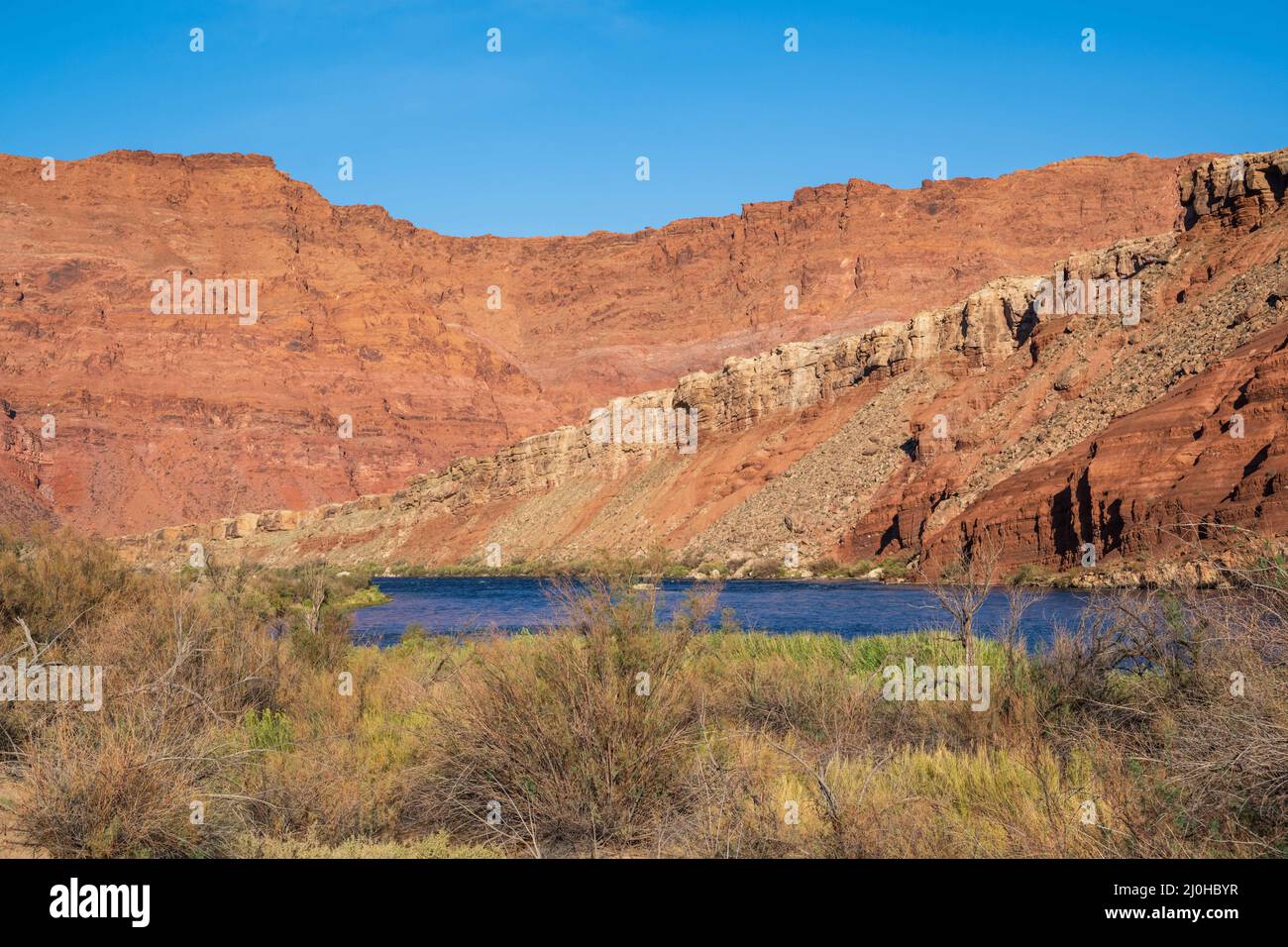 An overlooking landscape view of Glen Canyon National Recreation Area ...