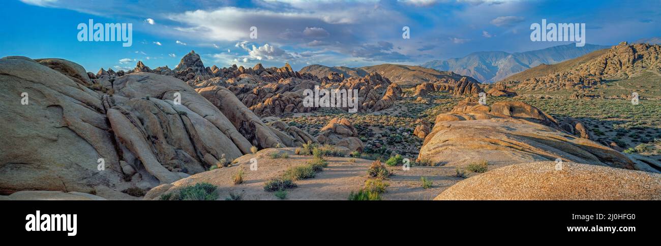 Rocks of the Alabama Hills with the Sierra Nevada in the background ...
