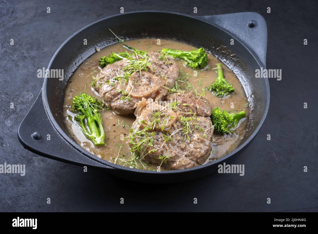 Charolais angus cross cow hi-res stock photography and images - Alamy