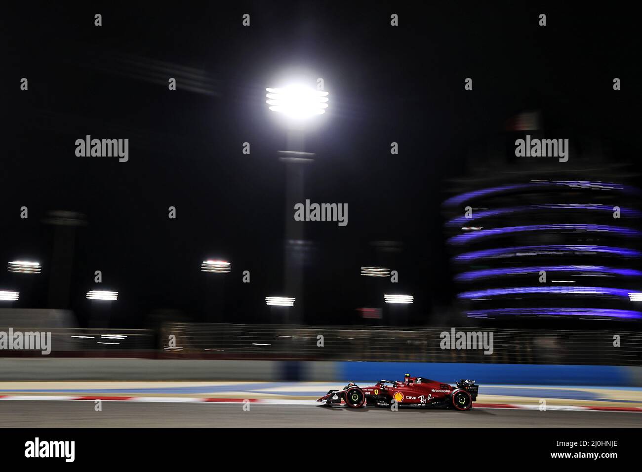 Carlos Sainz Jr (ESP) Ferrari F1-75. Bahrain Grand Prix, Saturday 19th ...
