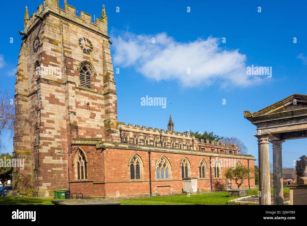 St Mary's Church, in the Shropshire market town of Market Drayton Stock ...