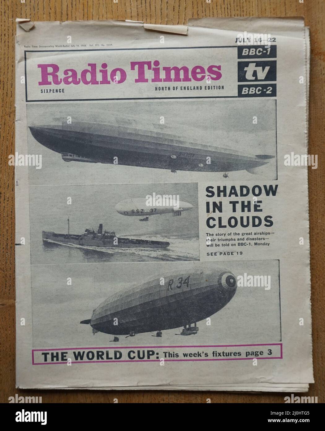 Time cover 1966 hi-res stock photography and images - Alamy