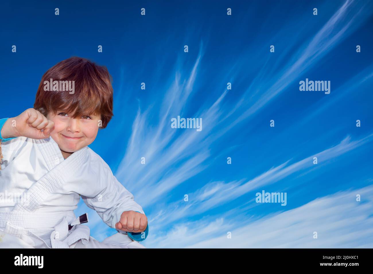 Background - flying cirrus clouds Stock Photo - Alamy