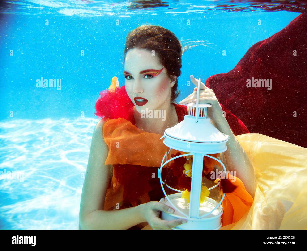 Fashion model underwater hi-res stock photography and images - Alamy