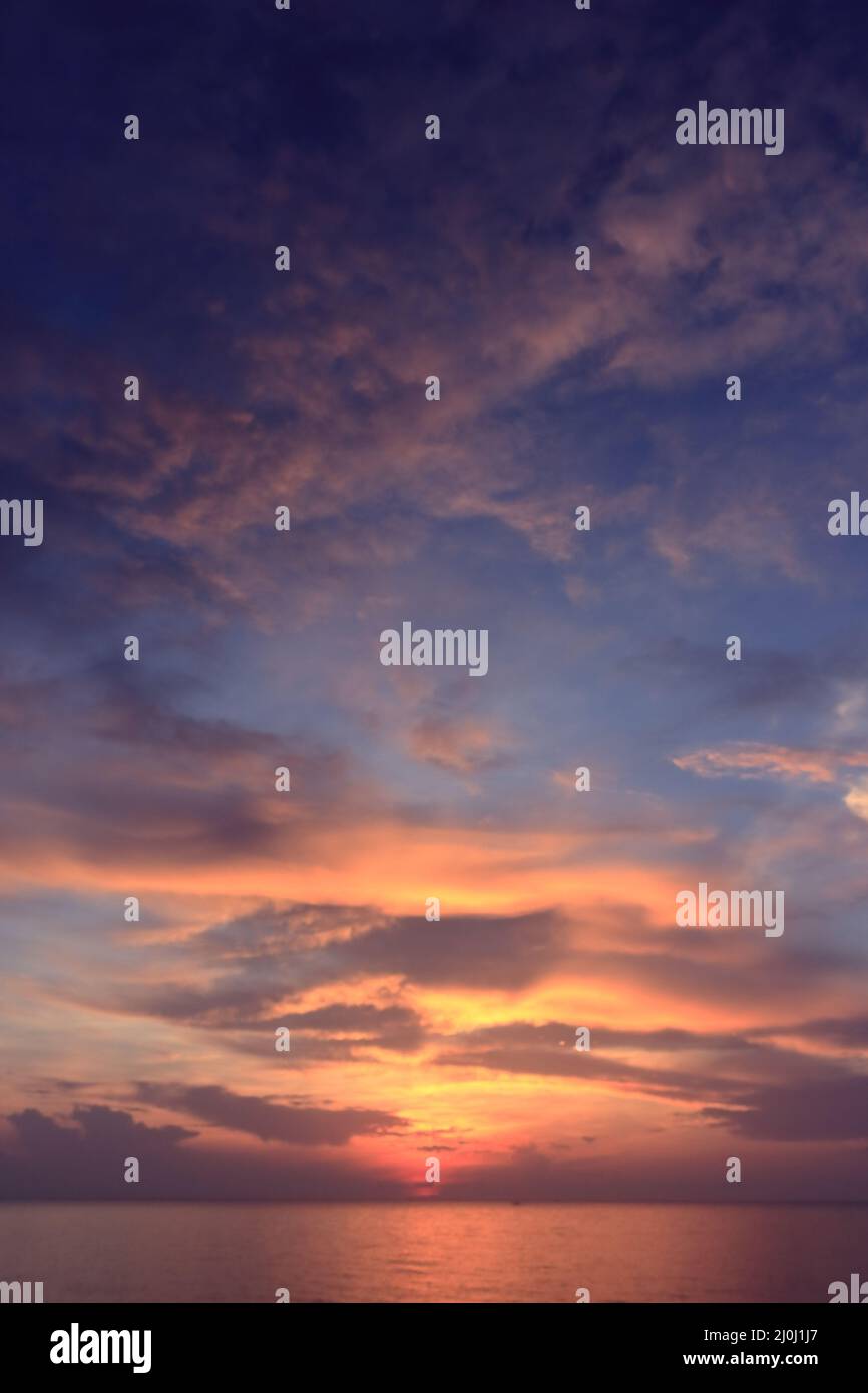 Beautiful natural beauty that will never change Sunrise and sunset ...