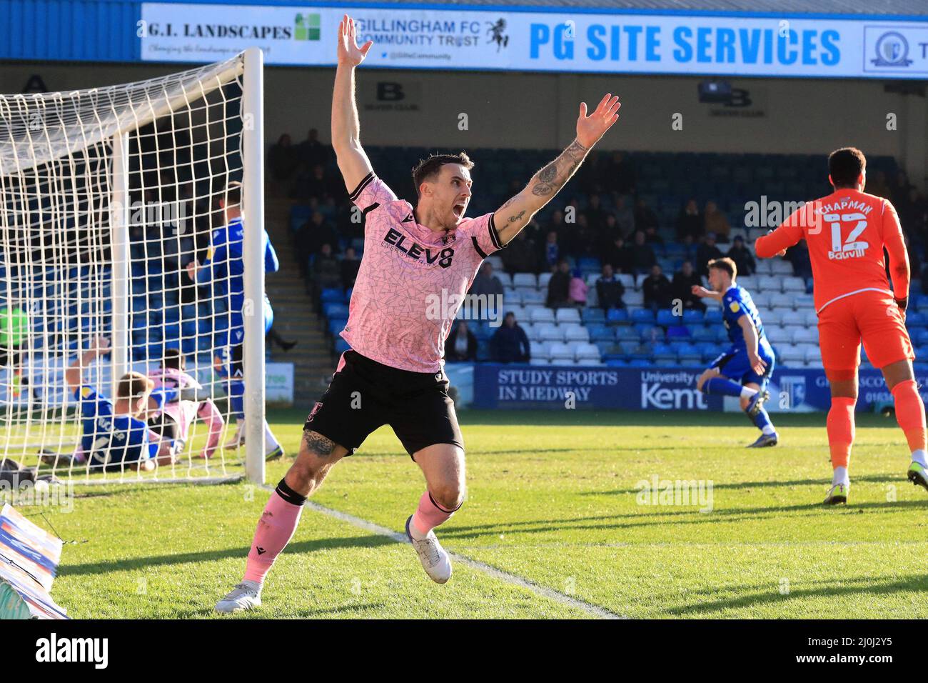 Lee Gregory #9 of Sheffield Wednesday appealing for a goal Stock Photo ...