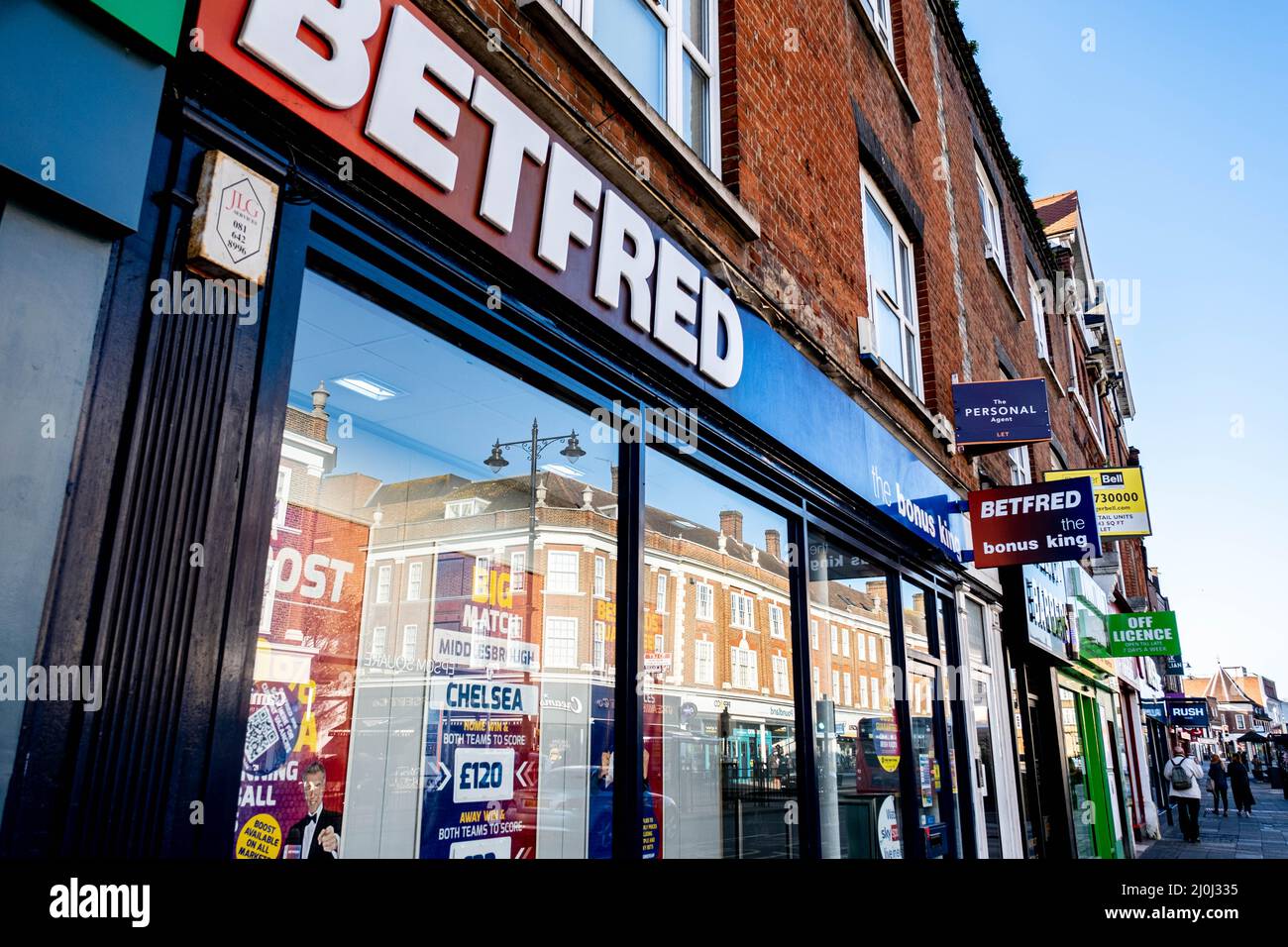 Betting shop window hi-res stock photography and images - Alamy