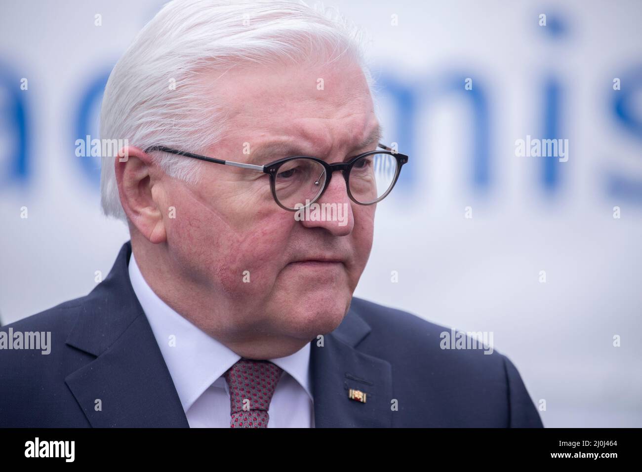 President frank walter steinmeier hi-res stock photography and images ...