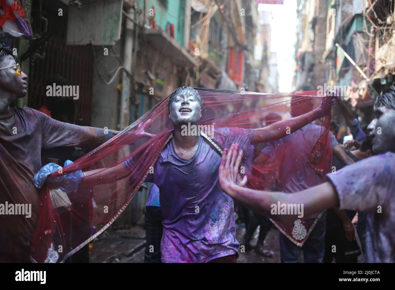 Dhaka, Bangladesh. 19th Mar, 2022. Hindu devotees were seen to celebrate 'Dol Jatra' (also known ...