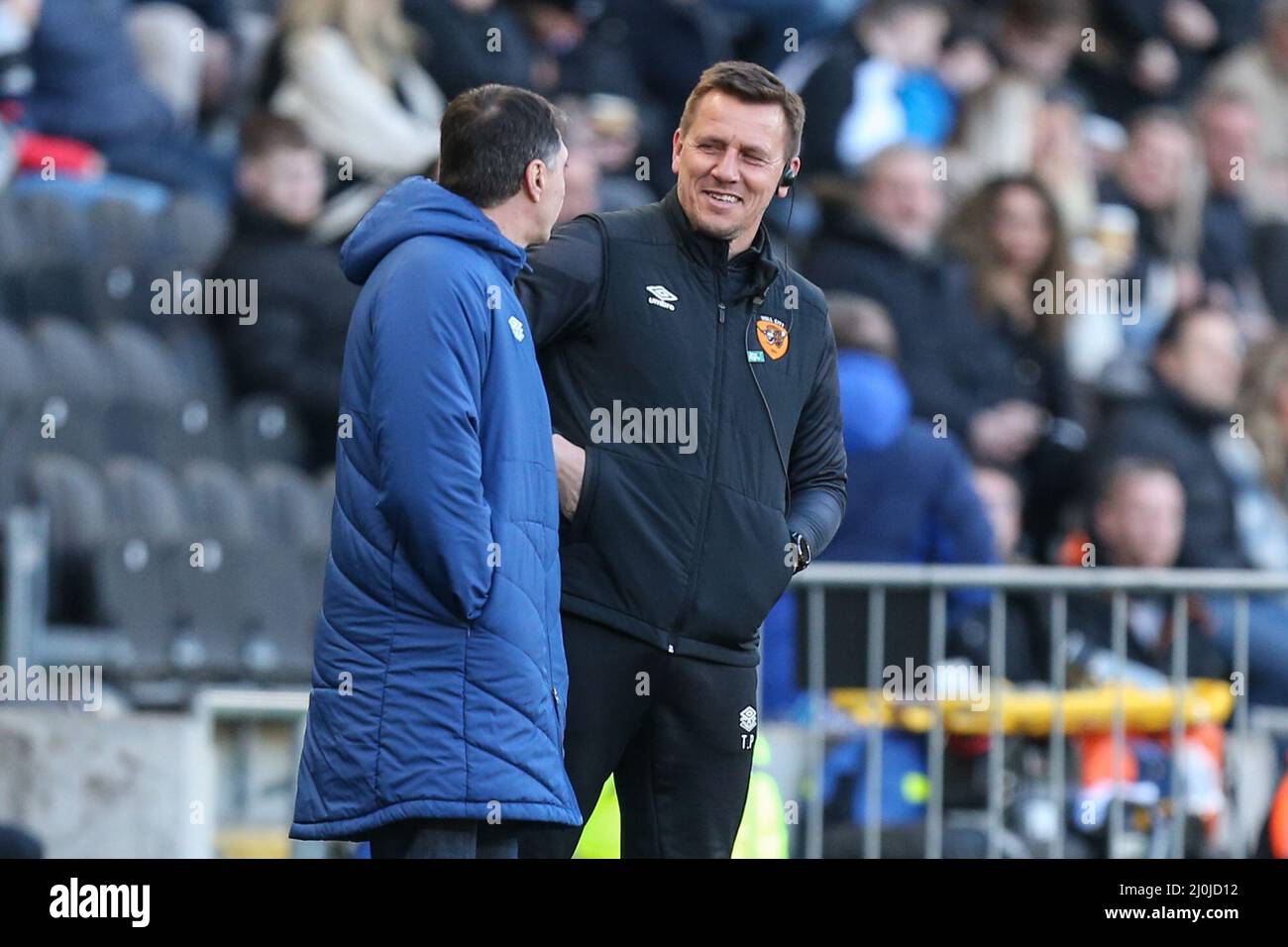 Tony Pennock and Shota Arveladze manager of Hull City in conversation ...