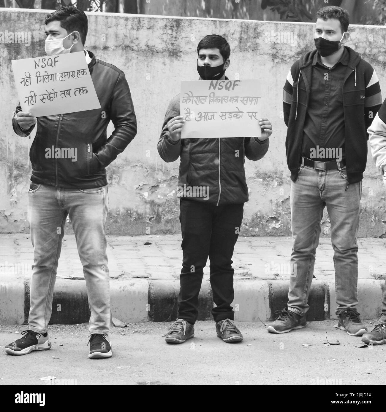 Protesters signs posters Black and White Stock Photos & Images - Alamy