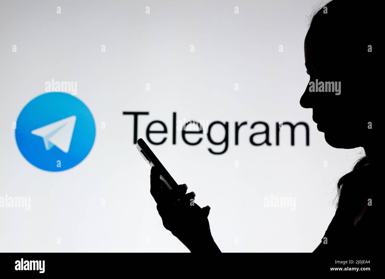 Telegram in brazil hi-res stock photography and images - Alamy