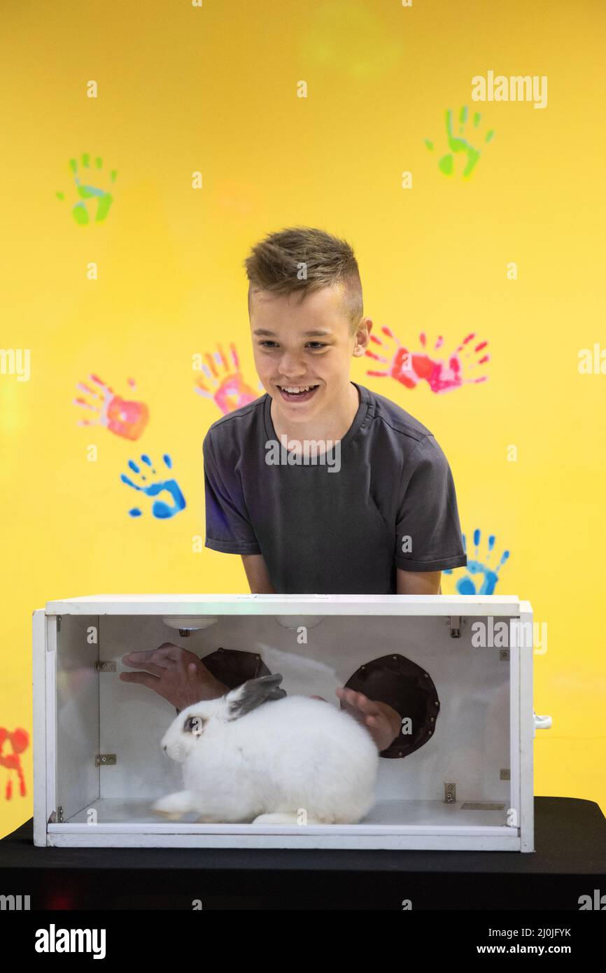 Blind guess game by touch Stock Photo - Alamy