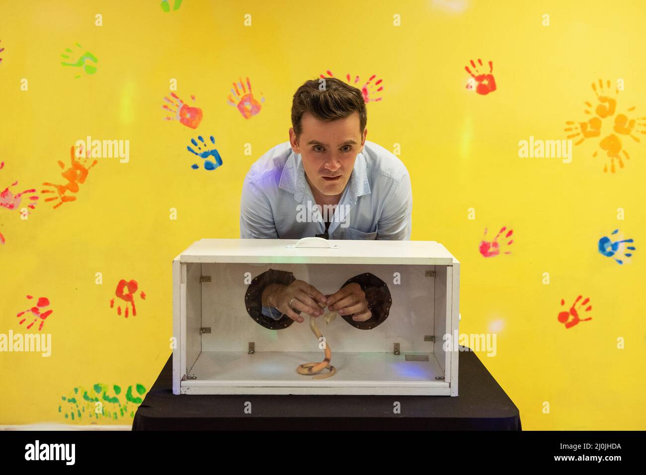 Blind guess game by touch Stock Photo - Alamy