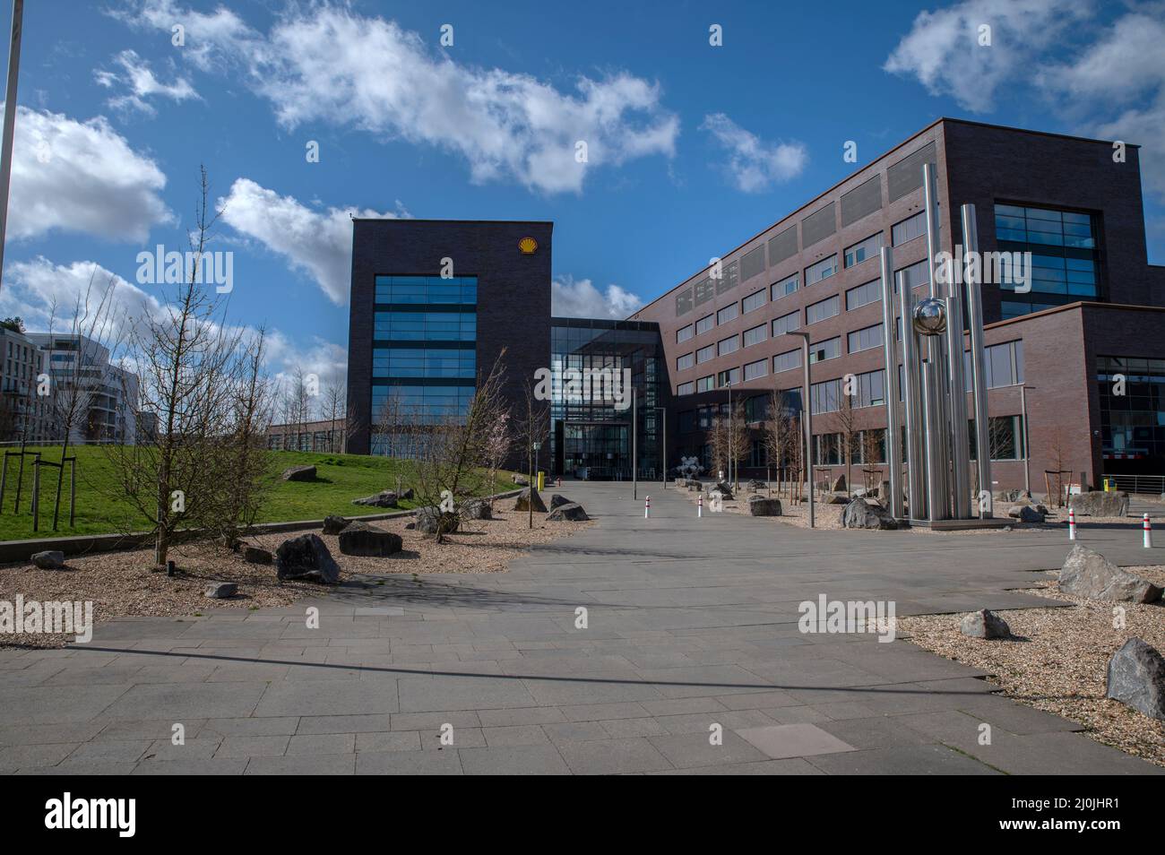 Entrance Of The Shell Building At At Amsterdam The Netherlands 17-3 ...