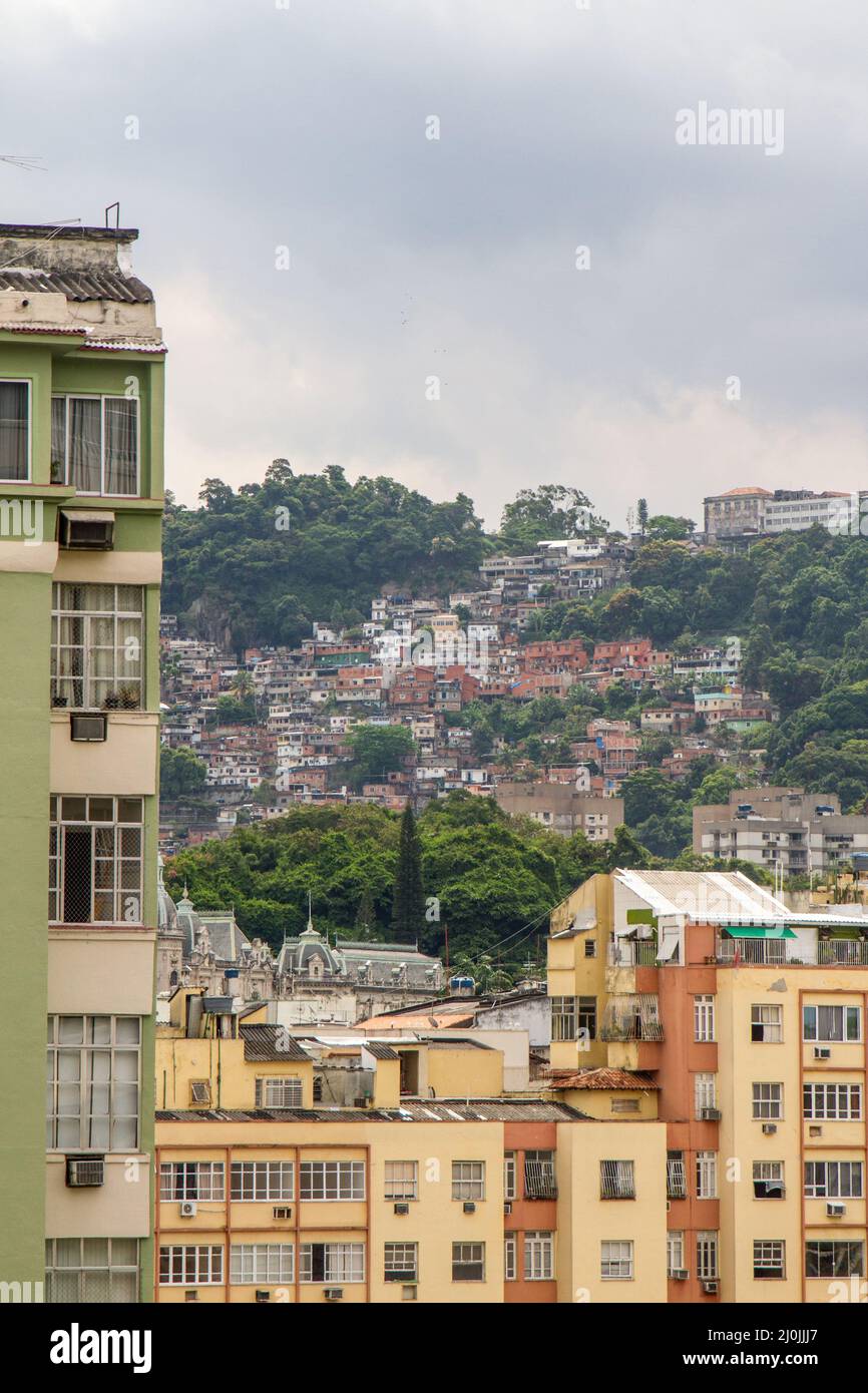 Tavares Bastos favela in Rio de Janeiro, Brazil Stock Photo - Alamy