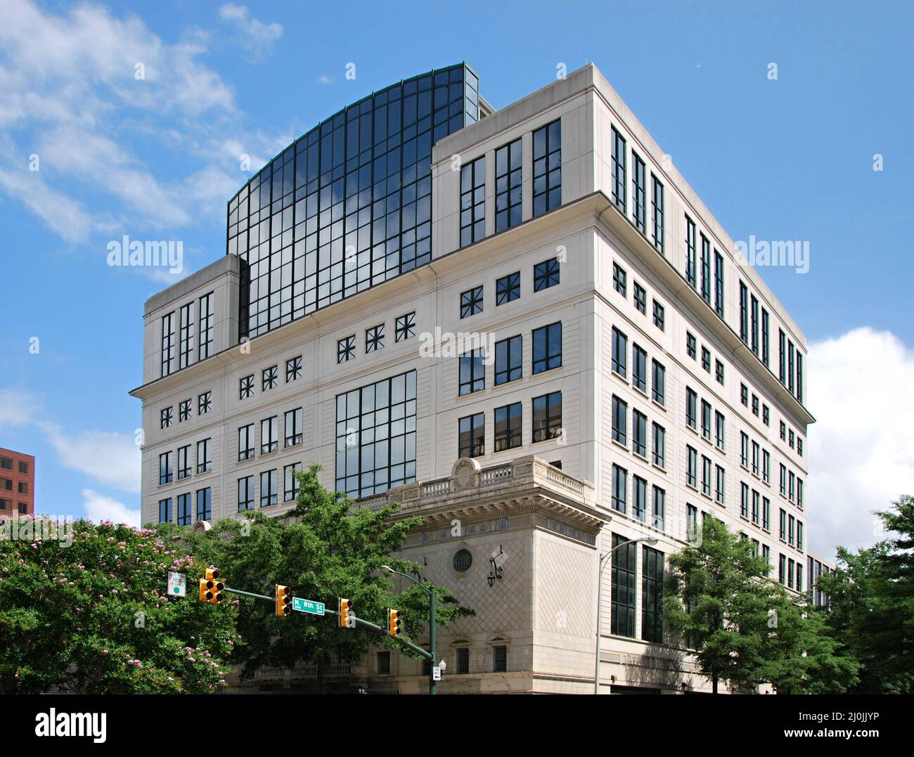 Modern houses in richmond hi-res stock photography and images - Alamy