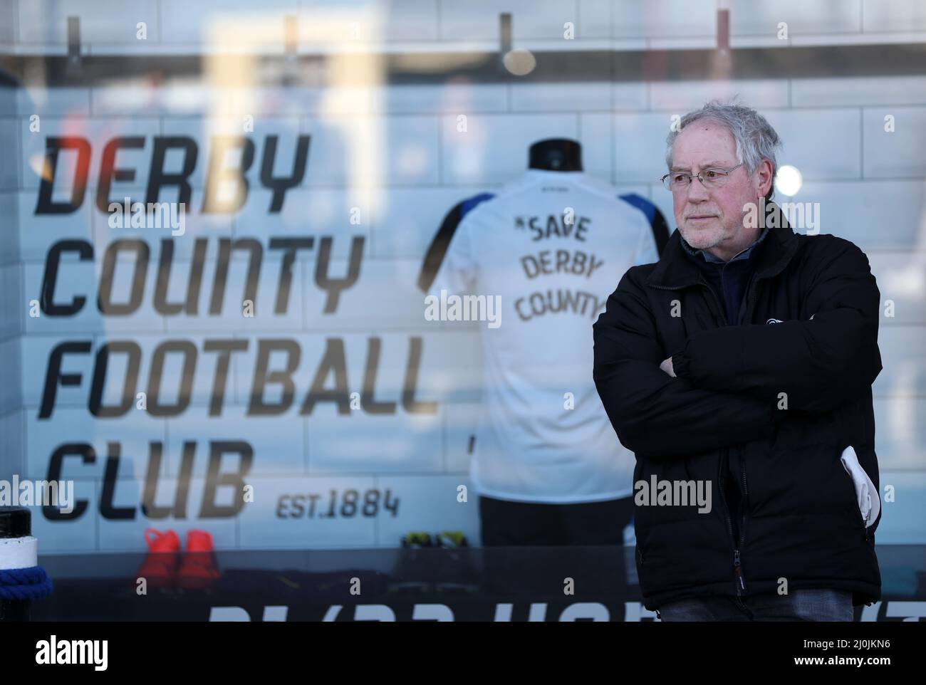 Derby county fan march hi-res stock photography and images - Alamy