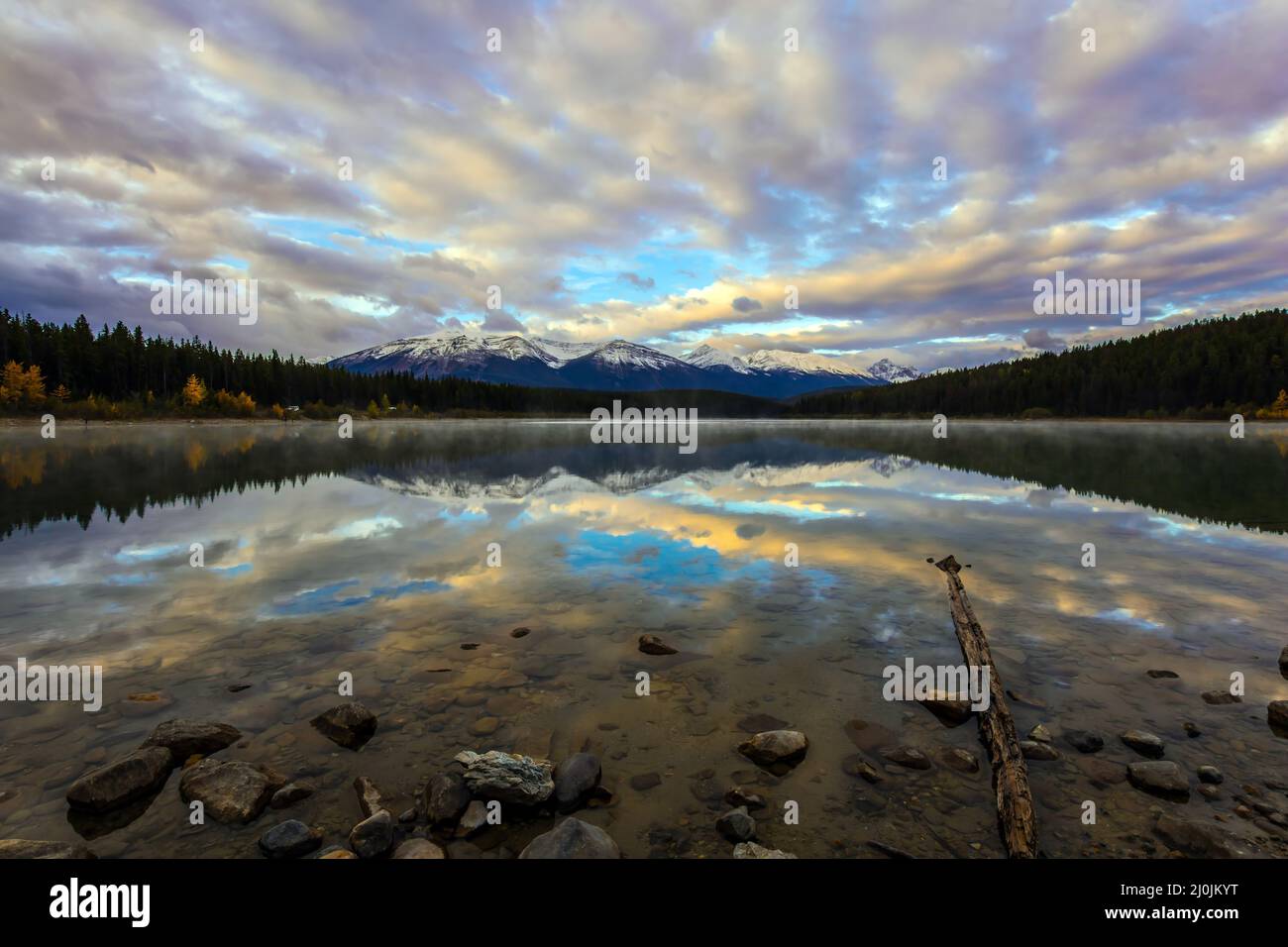 Sunrise water majestic hi-res stock photography and images - Alamy