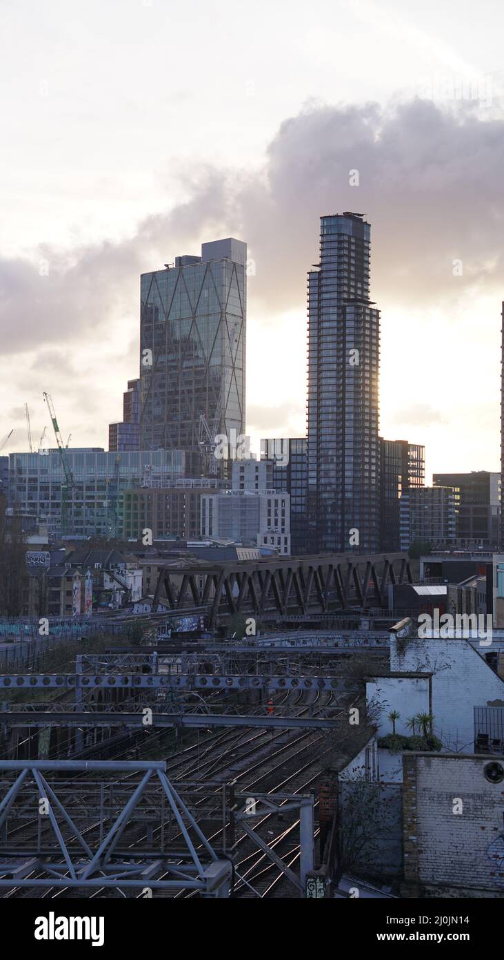 Aerial views of london skyline hi-res stock photography and images - Alamy